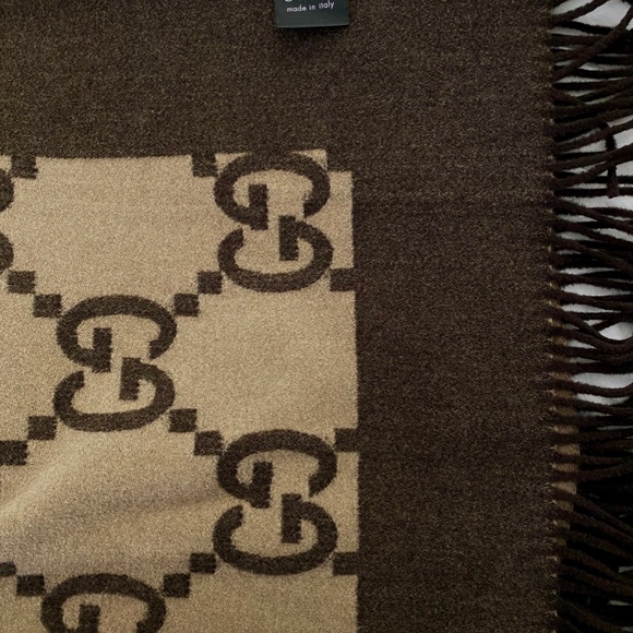 Gucci | Accessories | Authentic Gucci Wool Cashmere Throw Blanket ...